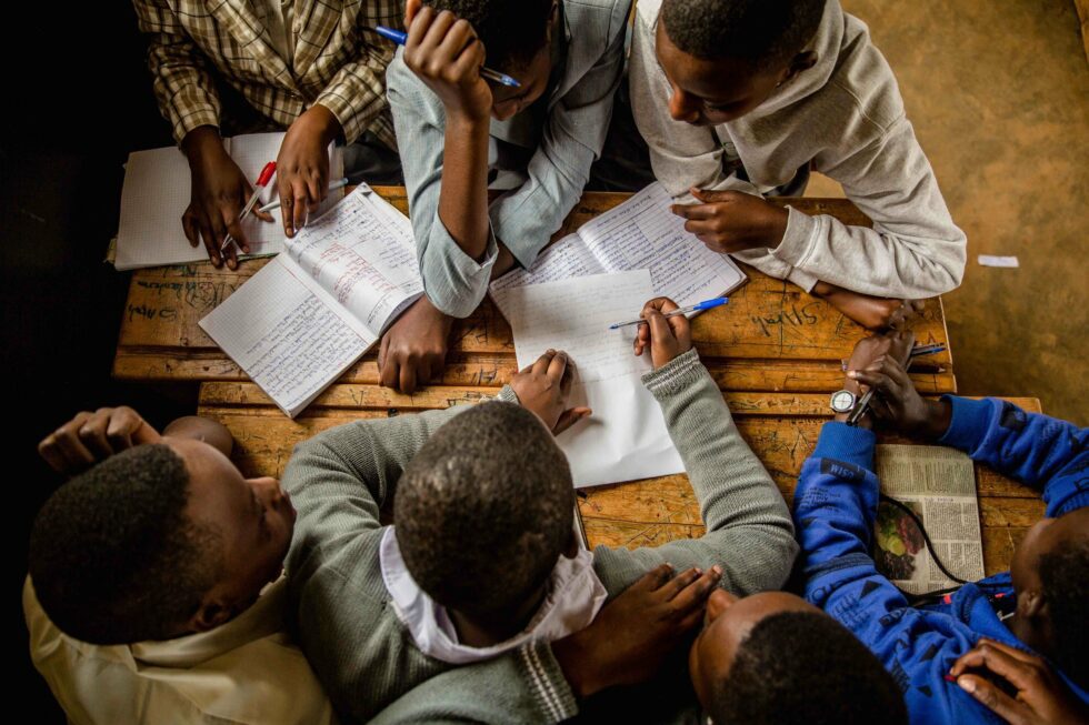 Rwanda: Families earn their own school fees - Net4kids Aid Foundation